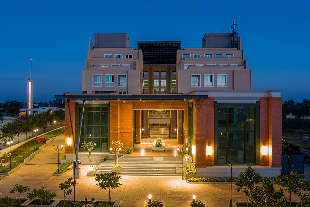 The Arcade At Brigade Orchards